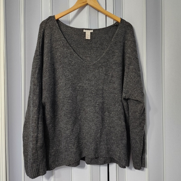 H&M | Sweaters | Grey Hm Vneck Sweater Slouchy | Poshmark
